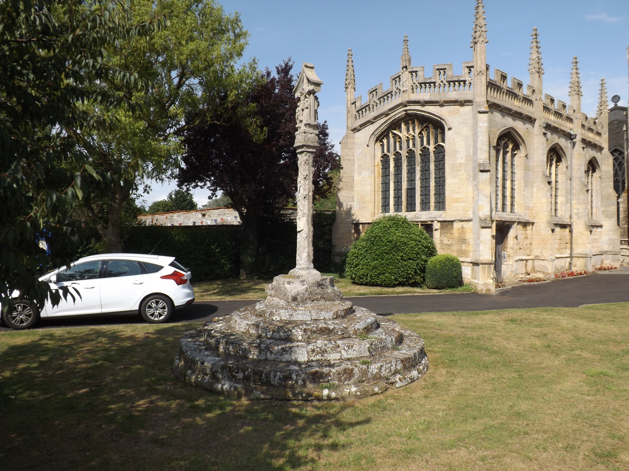 Men of Higham Ferrers : WW1 Cross. - War Memorials Online